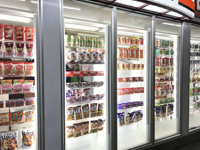 Japanese sweets, snacks and drinks - Japan for Everyone